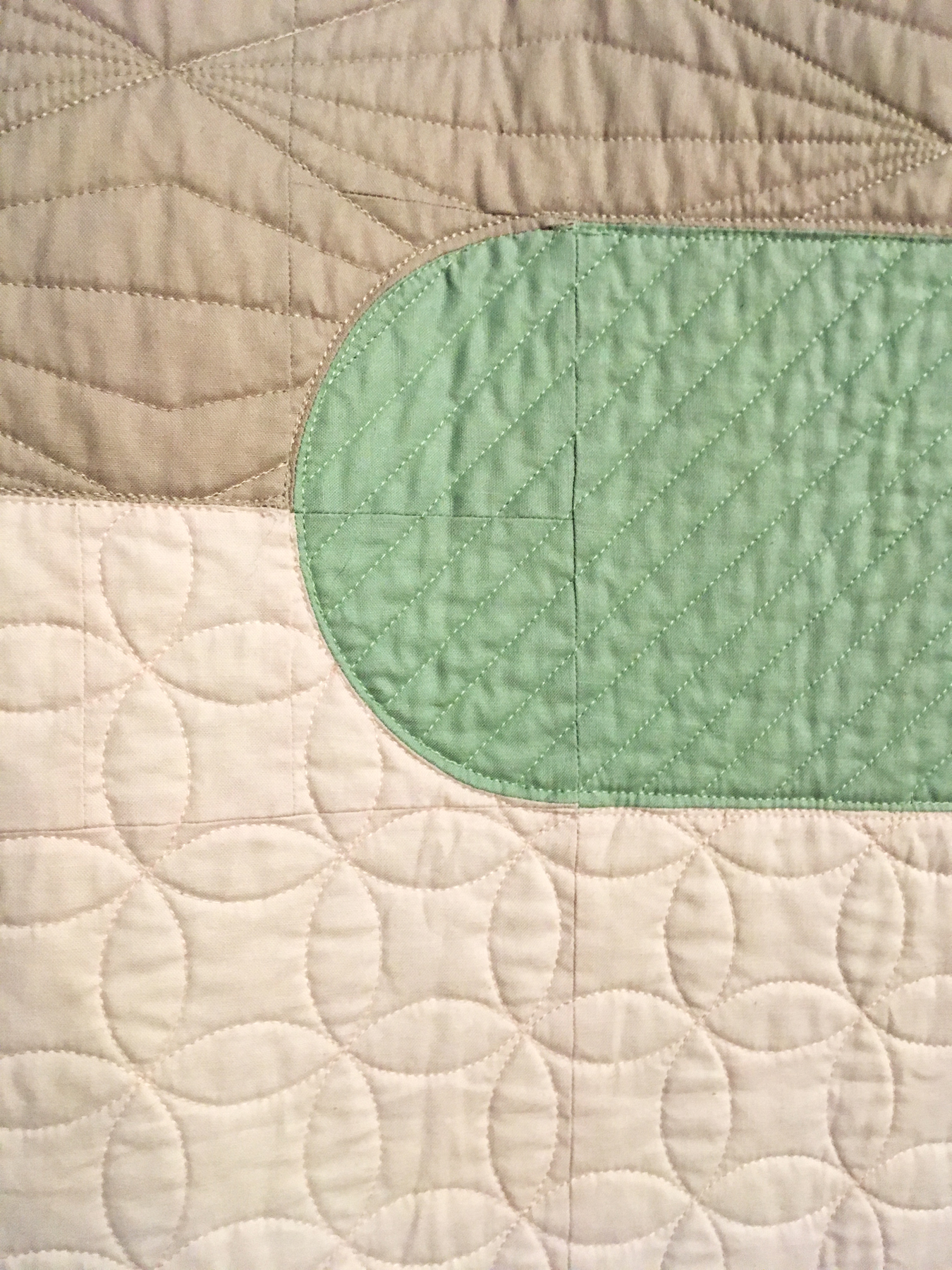 21 modern quilts from the 2019 Modern Quilt Showcase - whole circle studio