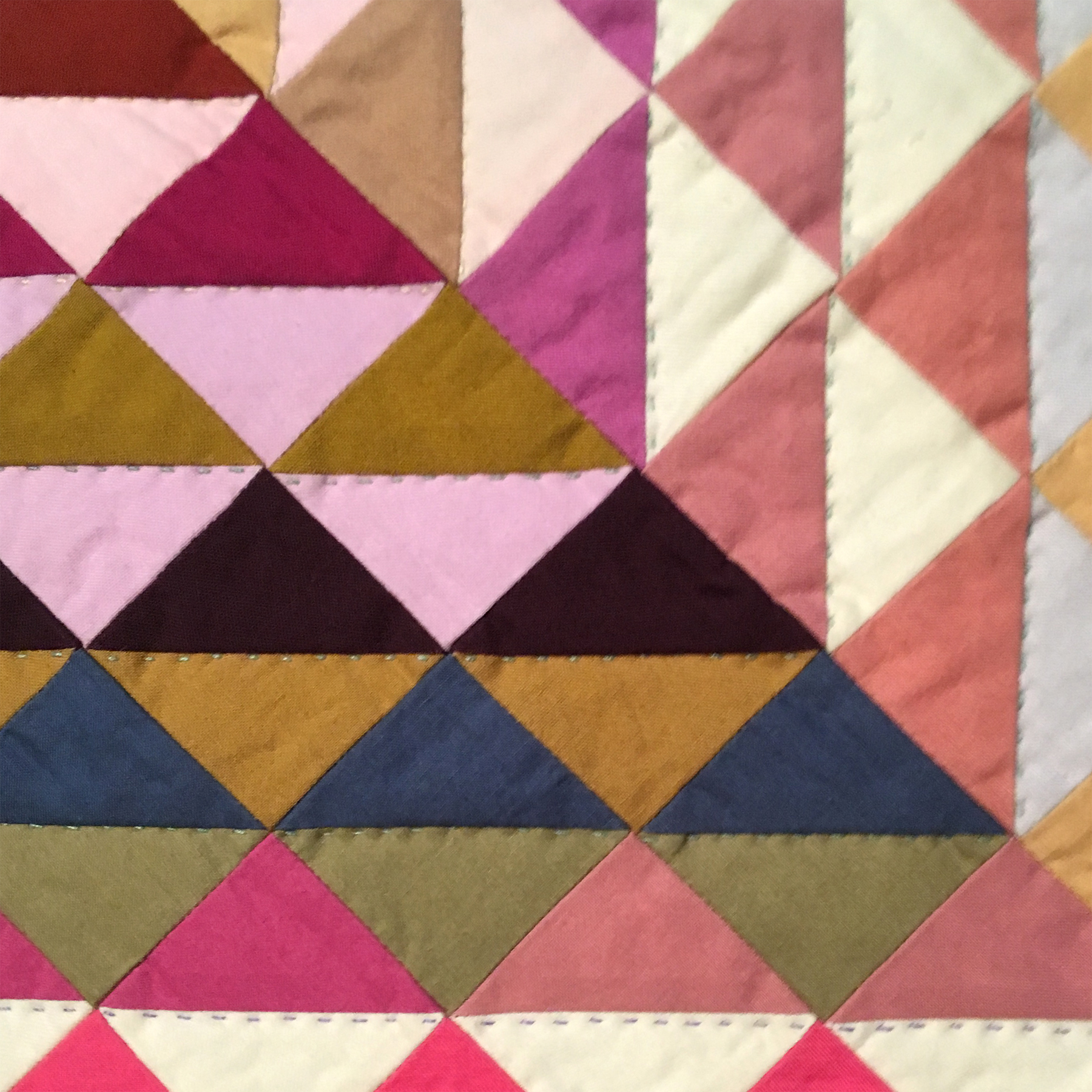21 modern quilts from the 2019 Modern Quilt Showcase - whole circle studio