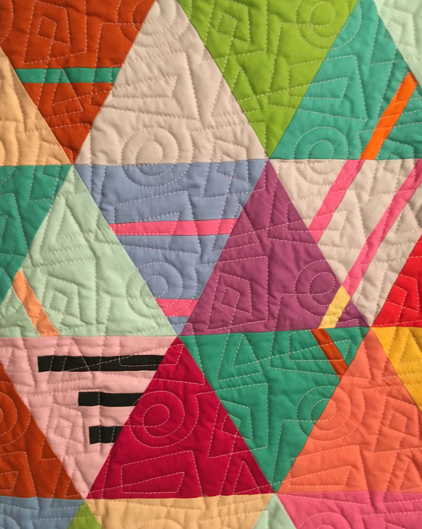 21 modern quilts from the 2019 Modern Quilt Showcase - whole circle studio