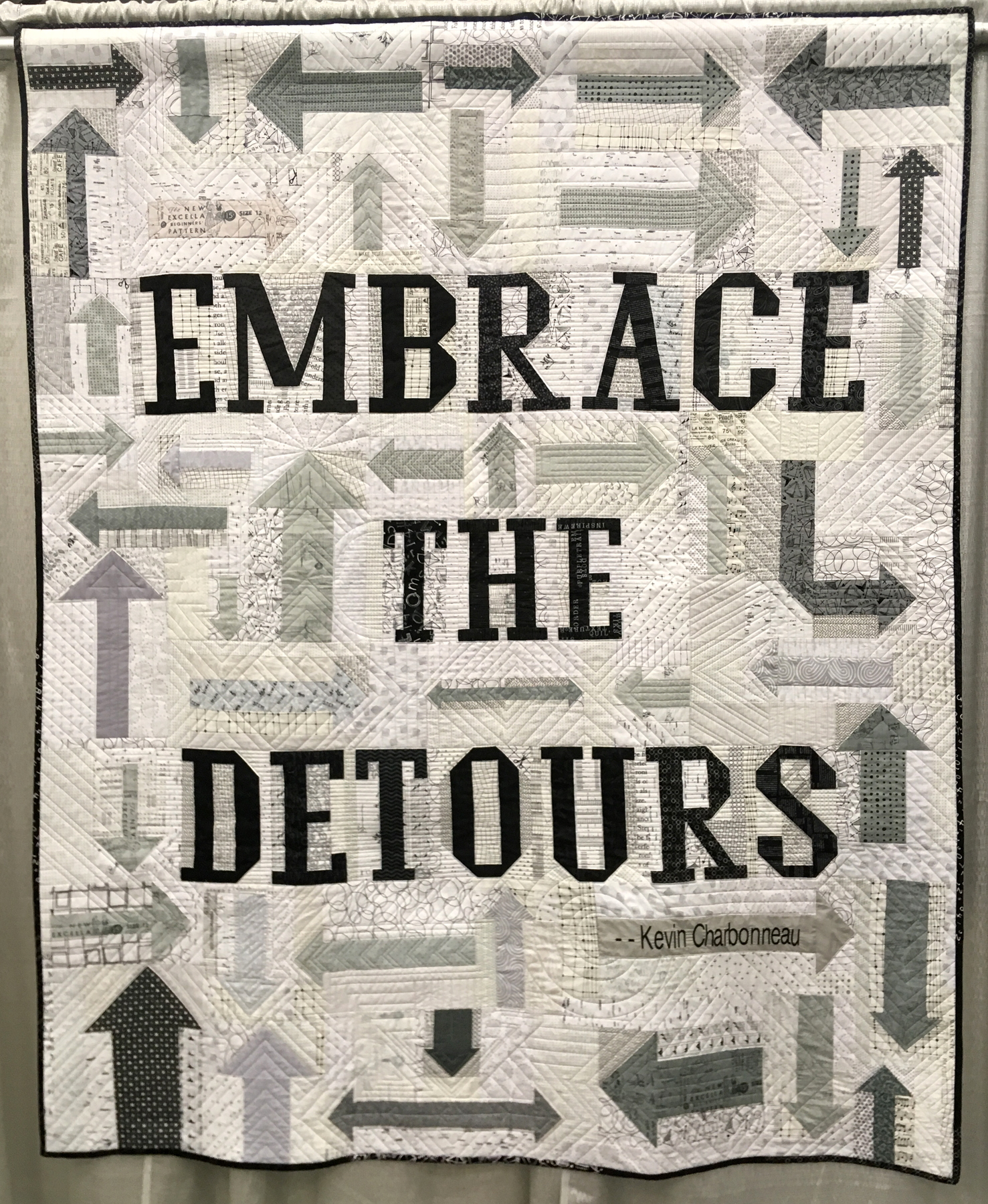 24 modern quilts from QuiltCon 2020 - whole circle studio