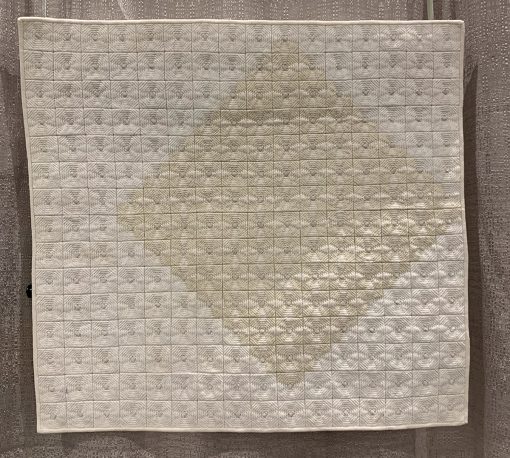 10 modern quilts from QuiltCon 2024 - whole circle studio