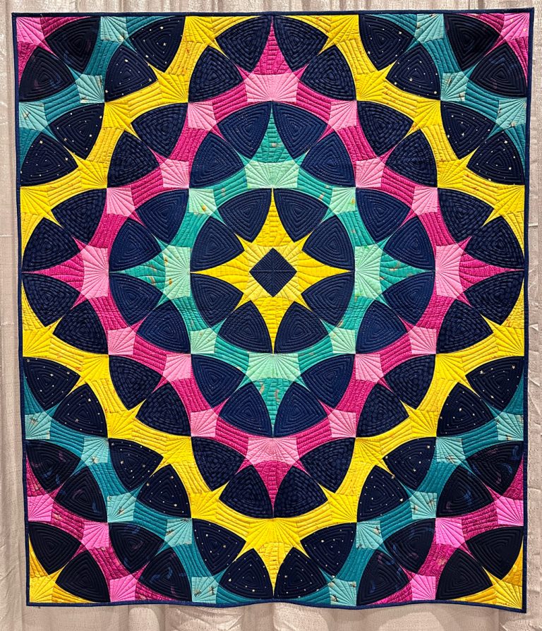 15 Modern Quilts from QuiltCon 2024 to Inspire Quilters! - whole circle ...