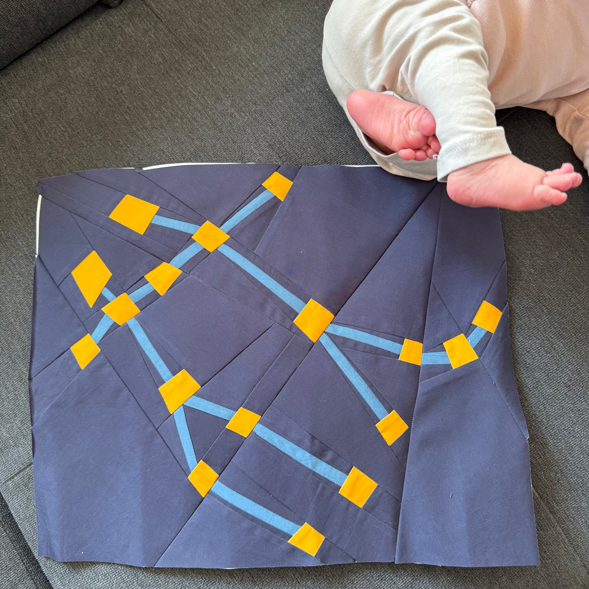 Starry Signs Block of the Month: Quilt Block 6 — Gemini Constellation ...